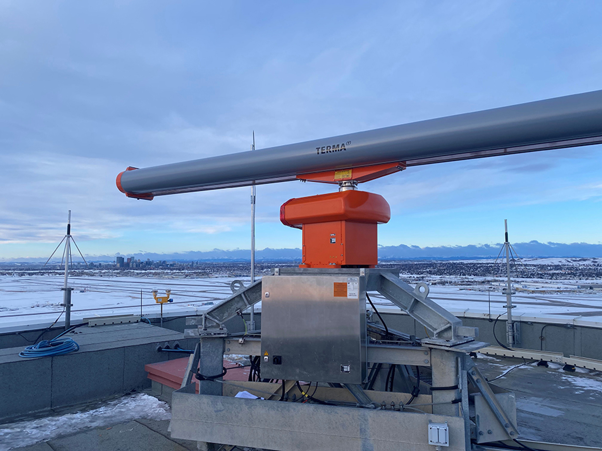 Calgary International Airport Upgrades Radar System with Terma SCANTER 5502 Surface Movement Radar
